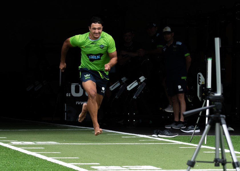 Outside the Box Part II: Xavier Savage – The Sportress